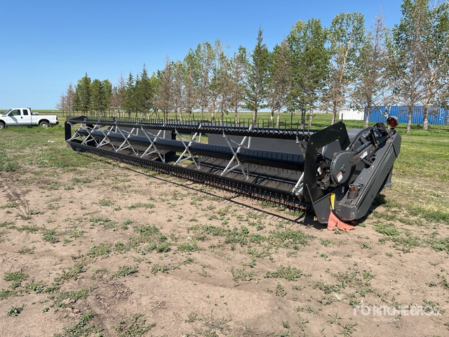 2014 Massey Ferguson 5200 36 ft Draper Windrower Header | Ritchie Bros ...