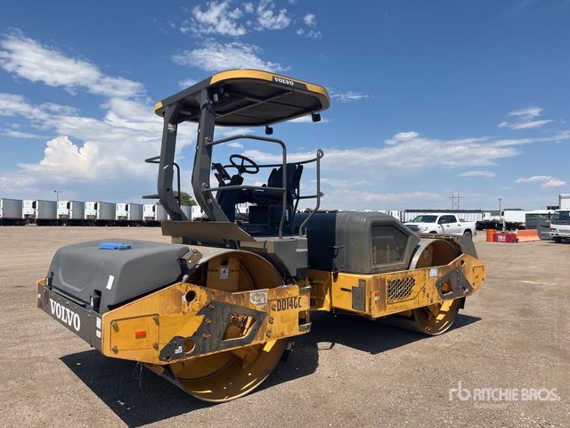 2017 Volvo DD140C Double Drum Roller | Ritchie Bros. Auctioneers