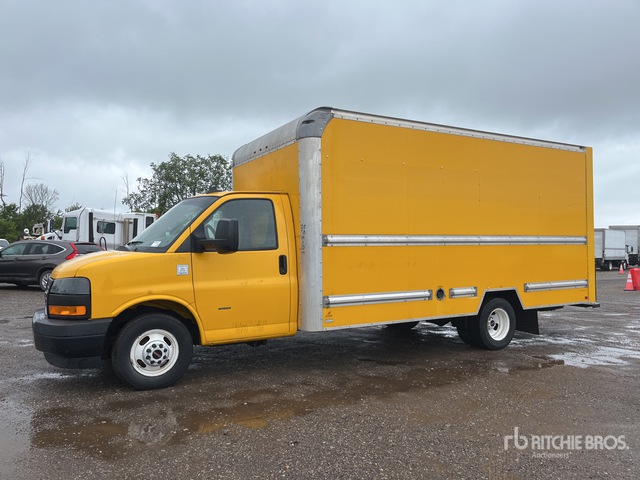 2018 GMC Savana G3500 4x2 Van Truck (Inoperable) | Ritchie Bros ...