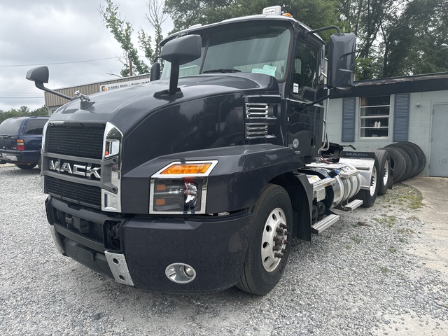Mack a la venta en subasta en línea | IronPlanet