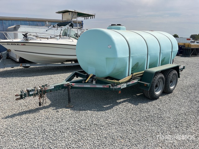 2016 PBM 1300 gal T/A Water Tank Trailer | Ritchie Bros. Auctioneers