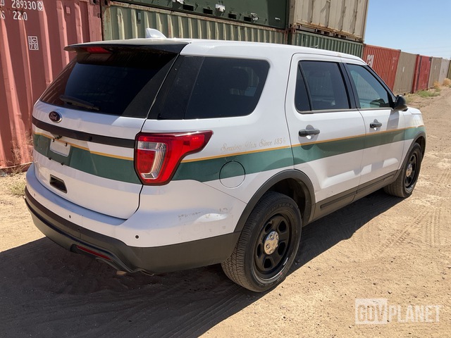 Surplus 2017 Ford Explorer Police Interceptor AWD SUV in Yermo ...