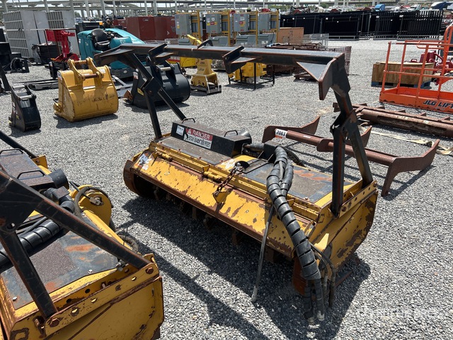 Drayco 72 in Mulcher Attachment | Ritchie Bros. Auctioneers