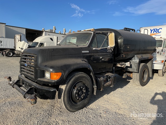 1995 Ford F-800 4x2 Water Truck | Ritchie Bros. Auctioneers