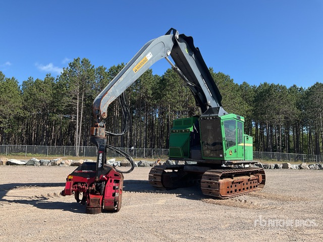 2017 John Deere 853MH Track Harvester | Ritchie Bros. Auctioneers