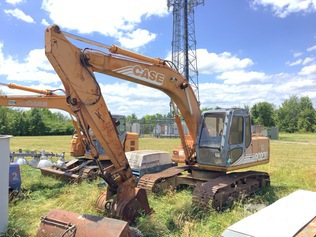 Case 9020B Tracked Excavator in Collegeville, Pennsylvania, United ...