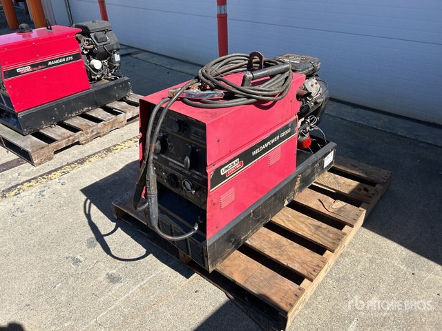 Lincoln Weldanpower G8000 225 A Multi-Process Engine Driven Welder ...
