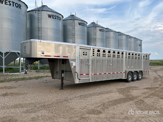 2017 Wilson Foreman 30 ft Tri/A Gooseneck Livestock Trailer | Ritchie ...