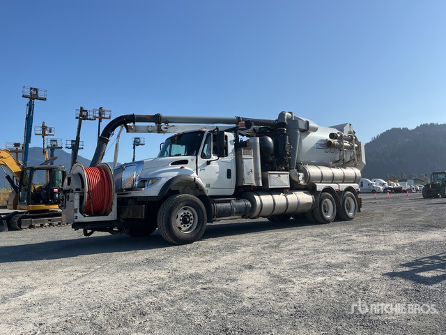 Vactor 2115 on 2003 International 7600 6x4 Sewer Cleaner Truck ...