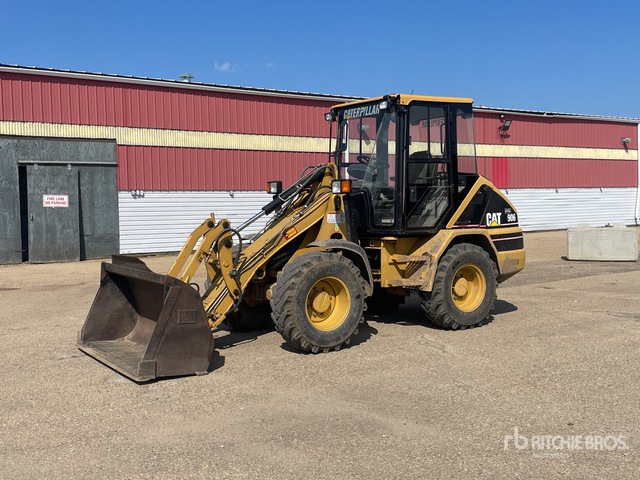 2001 Cat 906 Wheel Loader | Ritchie Bros. Auctioneers