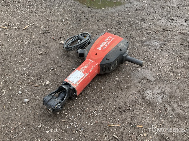 2013 Hilti TE3000 Electric Demolition Breaker | Ritchie Bros. Auctioneers