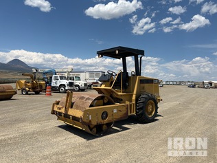 1995 Cat CS-433C Smooth Drum Compactor in Towaoc, Colorado, United ...