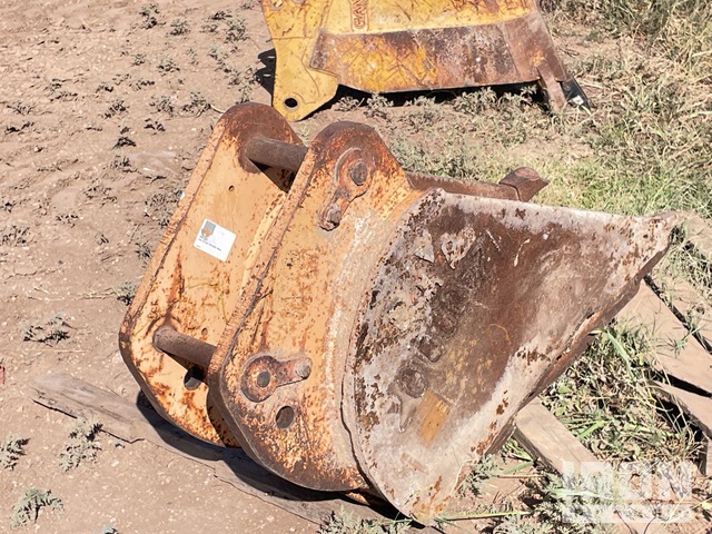 John Deere 16 in V-Ditching Backhoe Rear Bucket - Fits John Deere 310E ...