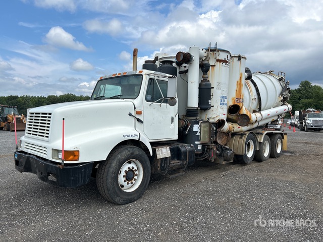 2002 International 2674 8x4 Vacuum Excavator Truck | Ritchie Bros ...