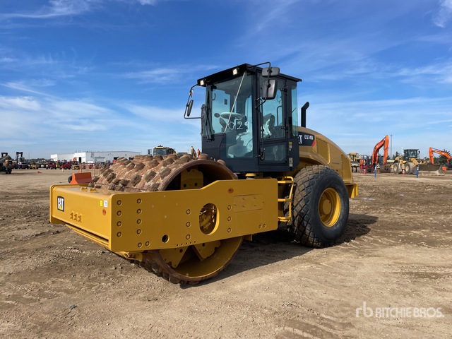 2017 Cat CS74B Smooth Drum Compactor | Ritchie Bros. Auctioneers