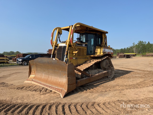2004 Cat D7R Series II Crawler Dozer | Ritchie Bros. Auctioneers