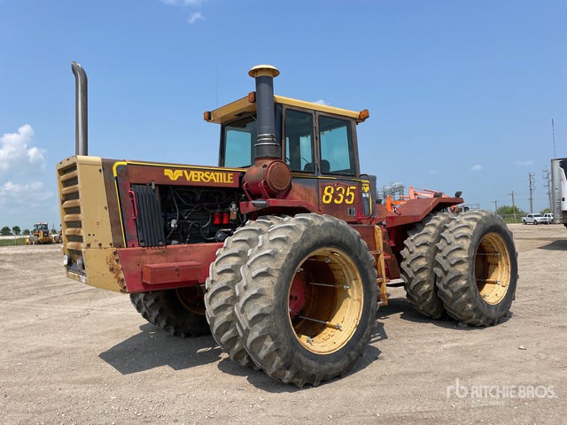 1980 Versatile 835 Articulated Tractor | Ritchie Bros. Auctioneers