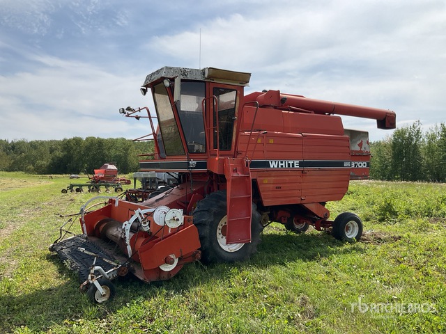1979 White 8700 Combine Harvester (Inoperable) | Ritchie Bros. Auctioneers
