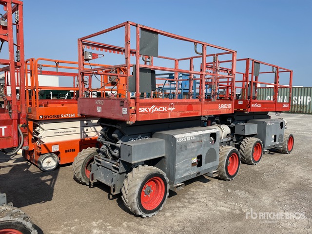 2015 Skyjack SJ6832 RT 4x4 Dual Fuel Scissor Lift | Ritchie Bros ...