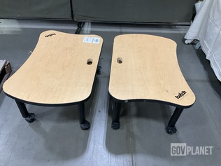 Surplus (2) JonTi-Craft Hatch Computer Desks in Chambersburg ...