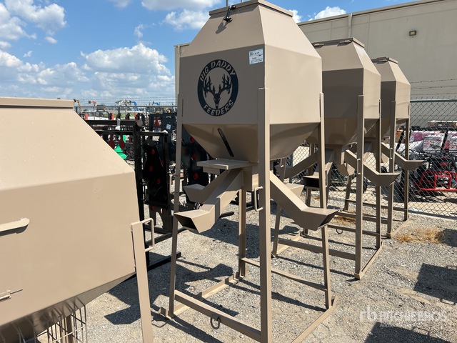 Big Daddy Feeders 700 LB Protein Deer Feeder - Made in USA (Unused ...