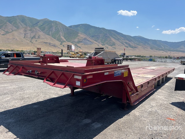 2004 Twamco 43 ft Tri/A Tilt Deck Trailer | Ritchie Bros. Auctioneers