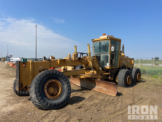 1987 Komatsu GD705A-4 Motor Grader (Inoperable) | Ritchie Bros. Auctioneers