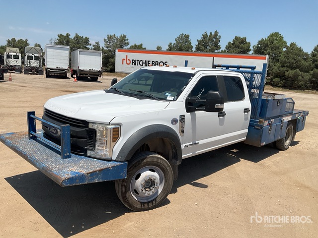 2018 Ford F-550 XL 4x4 Crew Cab Gin Pole Truck | Ritchie Bros. Auctioneers