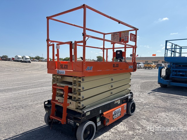 2019 JLG 3246r Electric Scissor Lift | Ritchie Bros. Auctioneers