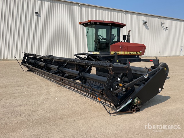 1996 Prairie Star 4930 30 ft Swather Windrower | Ritchie Bros. Auctioneers
