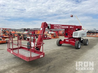 2019 MEC 60-J 4WD Diesel Articulating Boom Lift in Perris, California ...
