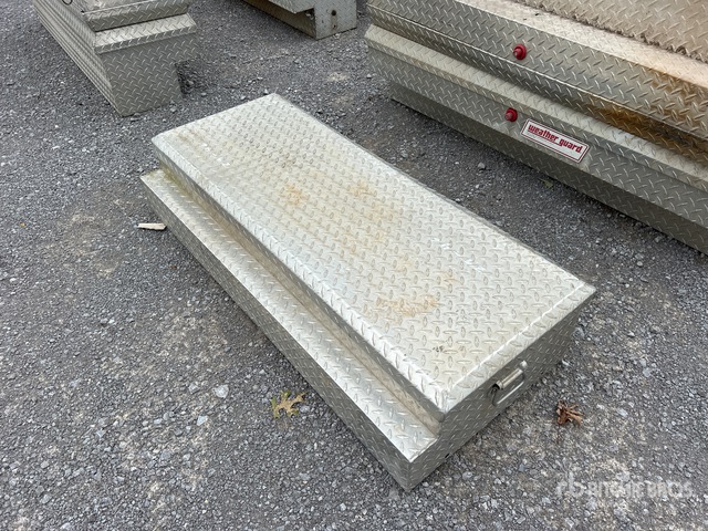 Shallow Tool Box | Ritchie Bros. Auctioneers