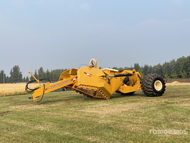 2023 Bridgeview Mfg. Pulldozer 2470 Transformer 2 Tire Hydraulic 24 ft Pull Scraper | Ritchie ...