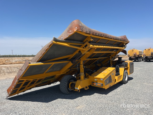 2018 COE C7R Nut Shaker | Ritchie Bros. Auctioneers