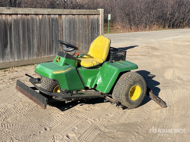 2009 John Deere 1200A Bunker Rake | Ritchie Bros. Auctioneers