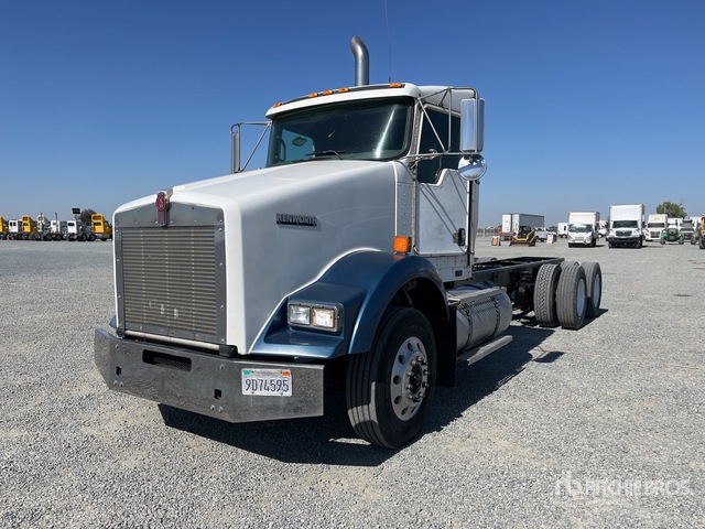 2009 Kenworth T800 6x4 Cab and Chassis | Ritchie Bros. Auctioneers