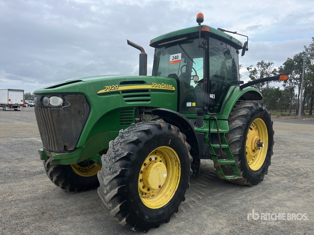 2006 John Deere 7920 4WD Tractor | Ritchie Bros. Auctioneers