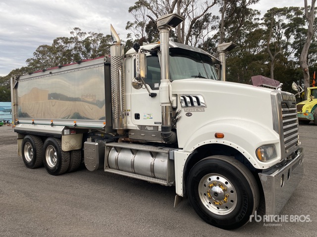2017 Mack CMHR Trident 6x4 Tipper Truck | Ritchie Bros. Auctioneers