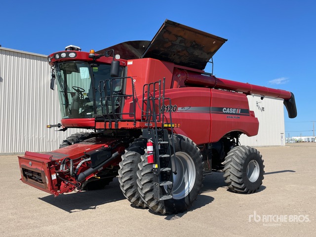 2010 Case IH 8120 Combine Harvester | Ritchie Bros. Auctioneers