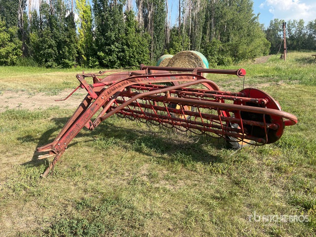 Massey Ferguson 36 9 ft Hay Rake | Ritchie Bros. Auctioneers