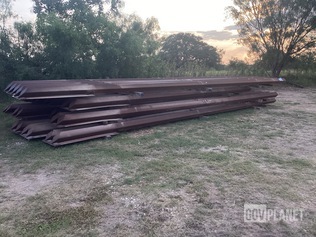 Surplus (16) Assorted 2’ Steel Bollard Wall Sections in Lytle, Texas ...