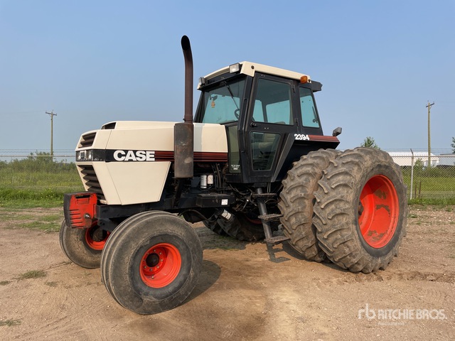1984 Case IH 2394 2WD Tractor | Ritchie Bros. Auctioneers