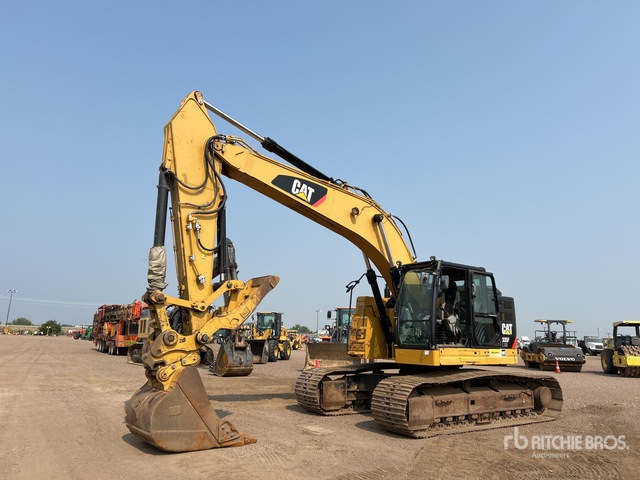 2015 Cat 335F L CR Tracked Excavator | Ritchie Bros. Auctioneers
