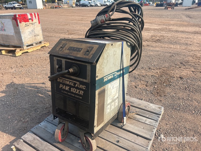 Thermal Arc Pak10XR 26 A Plasma Cutting System Plasma Cutter | Ritchie ...