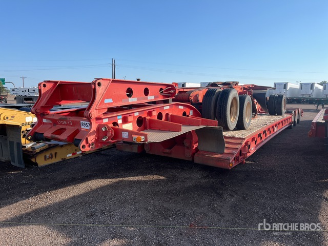 2008 K-Line KLM207 2+3+2 Lowboy Trailer | Ritchie Bros. Auctioneers