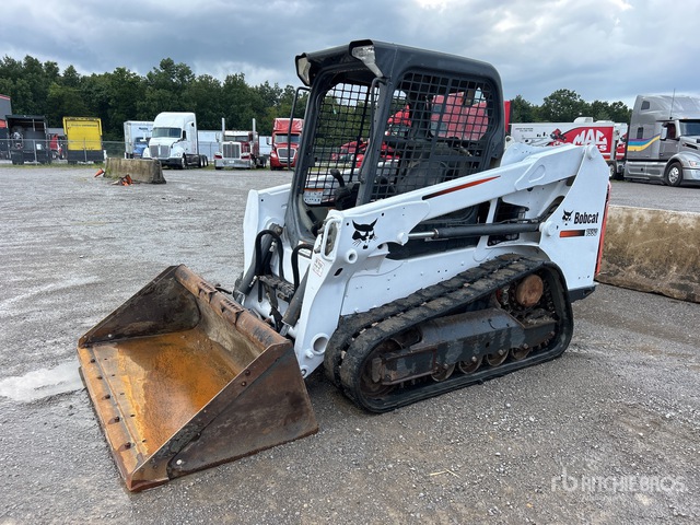 2017 Bobcat T550 Compact Track Loader | Ritchie Bros. Auctioneers