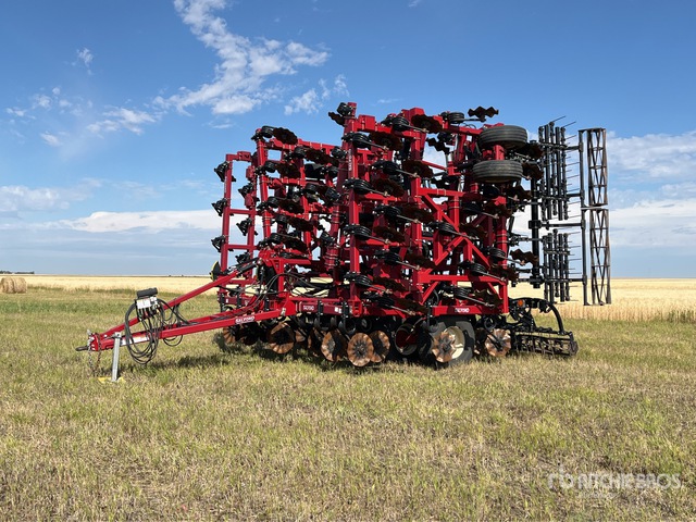 2017 Salford I-2160 60 ft High-Speed Disc | Ritchie Bros. Auctioneers