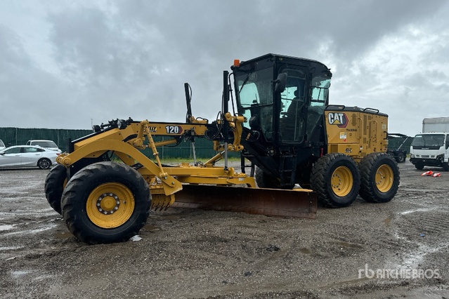 2021 Cat 120 Motor Grader | Ritchie Bros. Auctioneers