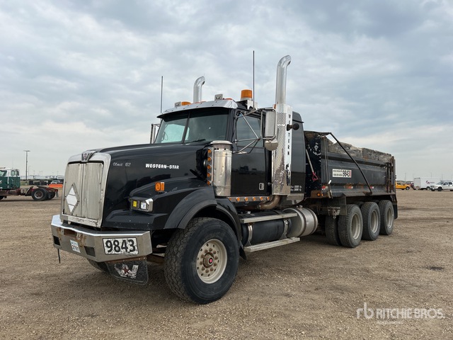 2005 Western Star 4900SA 8x6 Sleeper Tri/A Dump Truck (Inoperable ...