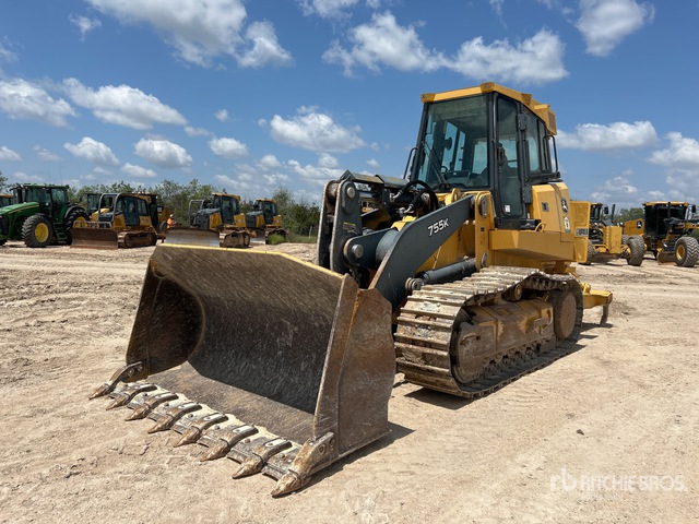 2011 John Deere 755K Crawler Loader | Ritchie Bros. Auctioneers